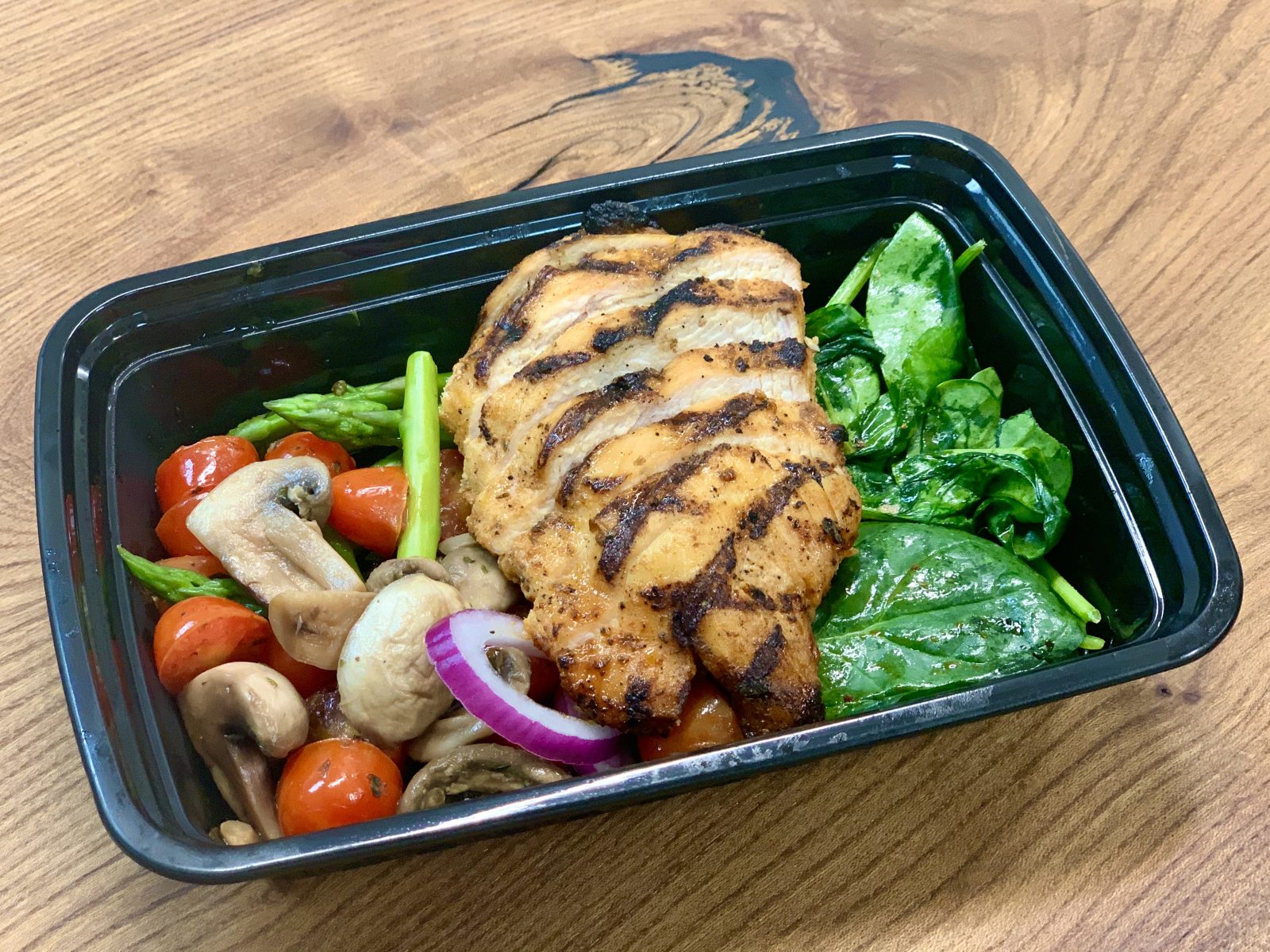 FAMILY DINNER - Lemon Herbed Grilled Chicken - Fresh Flamingo